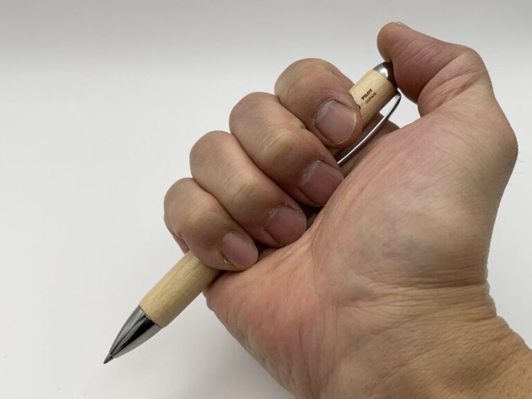 【レビュー】パイロット替え芯の互換性検証【BRFN-10（樹脂製）とBRFN-30（金属製）】 | しのわんブログ